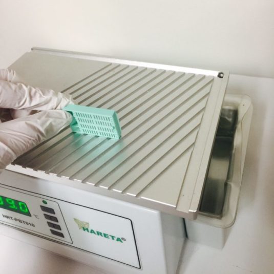 Paraffin Wax Trimmers for removing & cleaning paraffin from tissue blocks